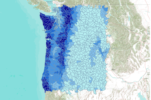 Simulated average historical streamflow (1971-2000) for OR and WA, USA ...